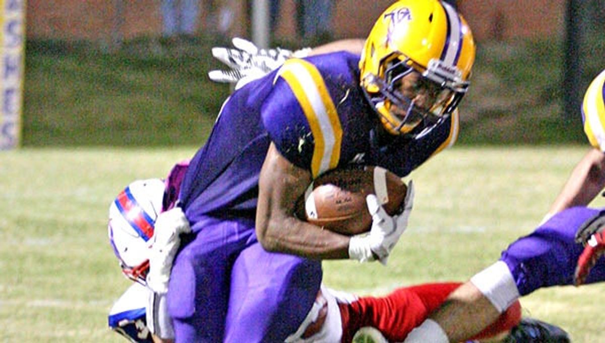 Harris makes history in Flashes' win