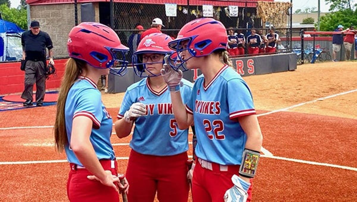 Lady Vikes drop Game 1 against South Panola