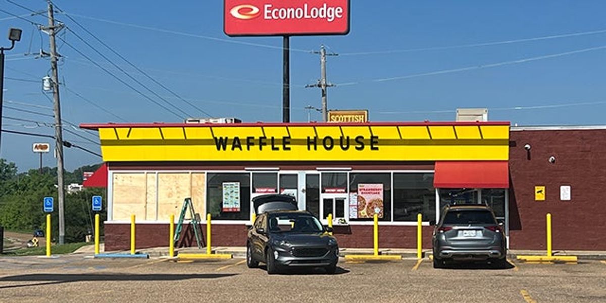 VPD: 'Shootout' at Waffle House under investigation