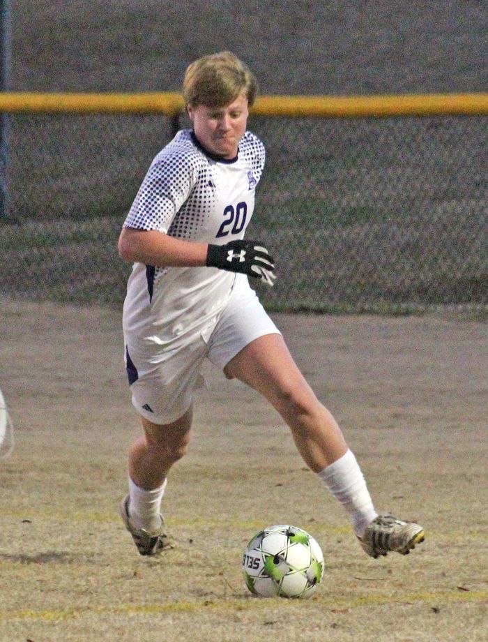 Flashes edge Central Hinds to secure playoff spot