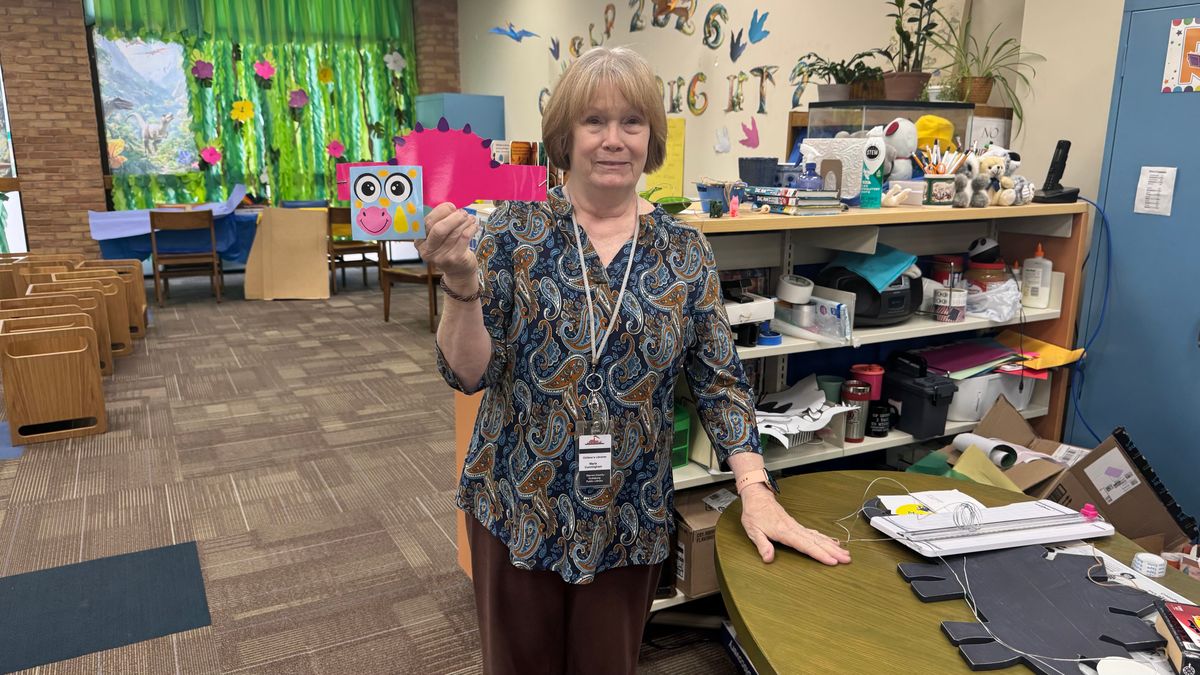 Turning the page: After a lifetime of teaching, Cunningham r...