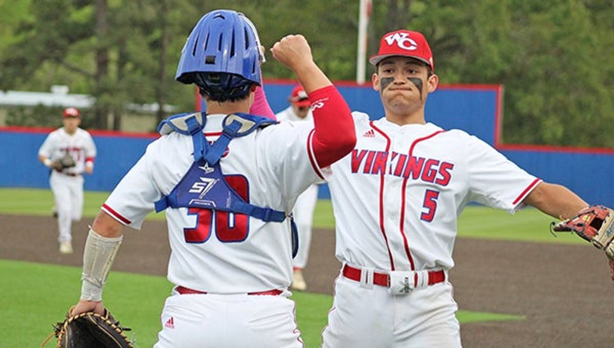 Landers rises to the occasion for Warren Central