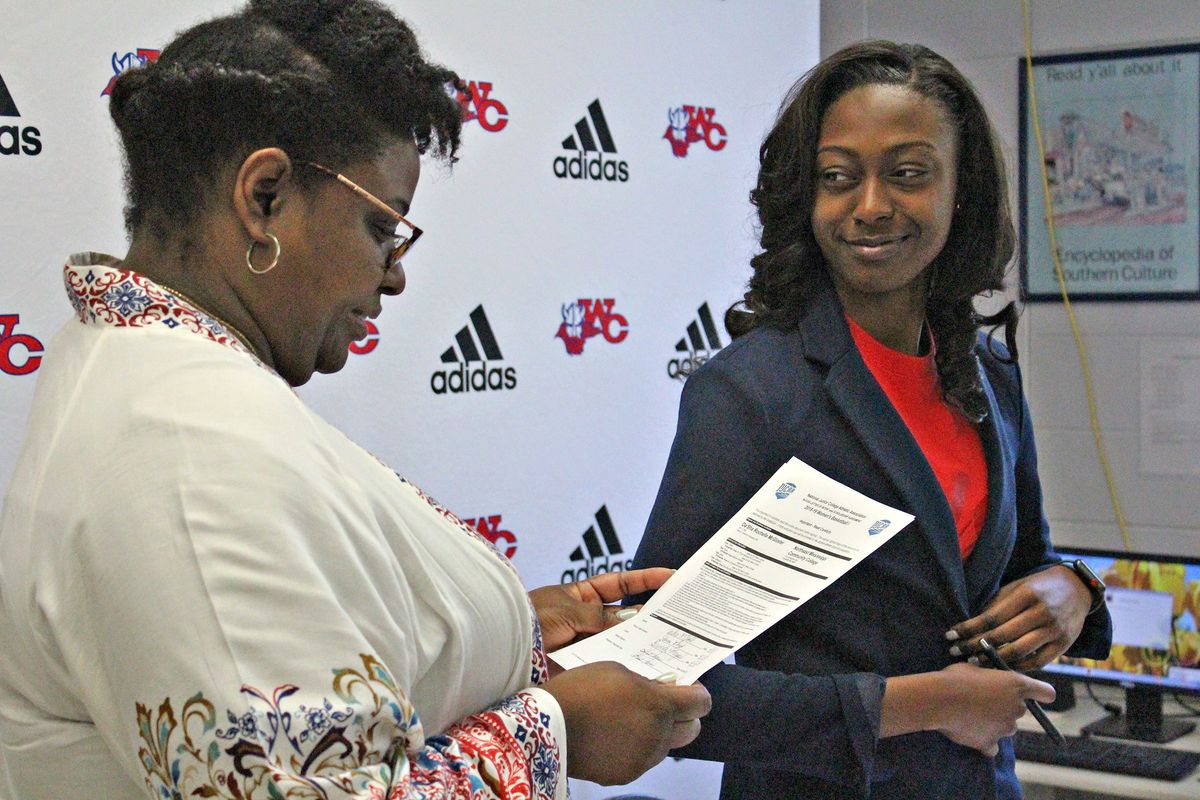 WC's McGloster overcomes ACL injury to sign with Northeast Mississippi