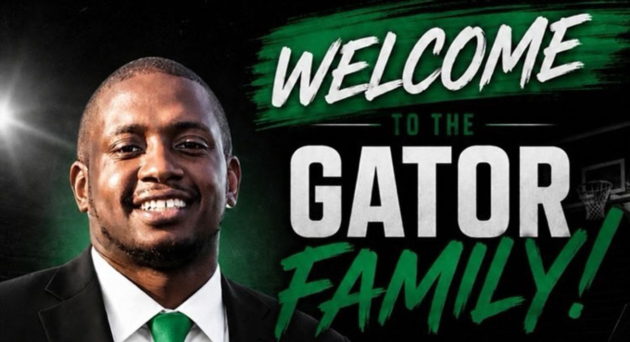 Three-time state champion David Sanders hired as Vicksburg H...