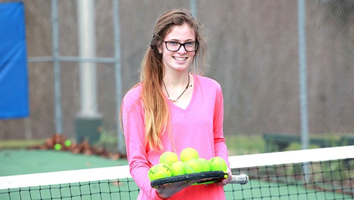 Davis sits atop state's tennis rankings