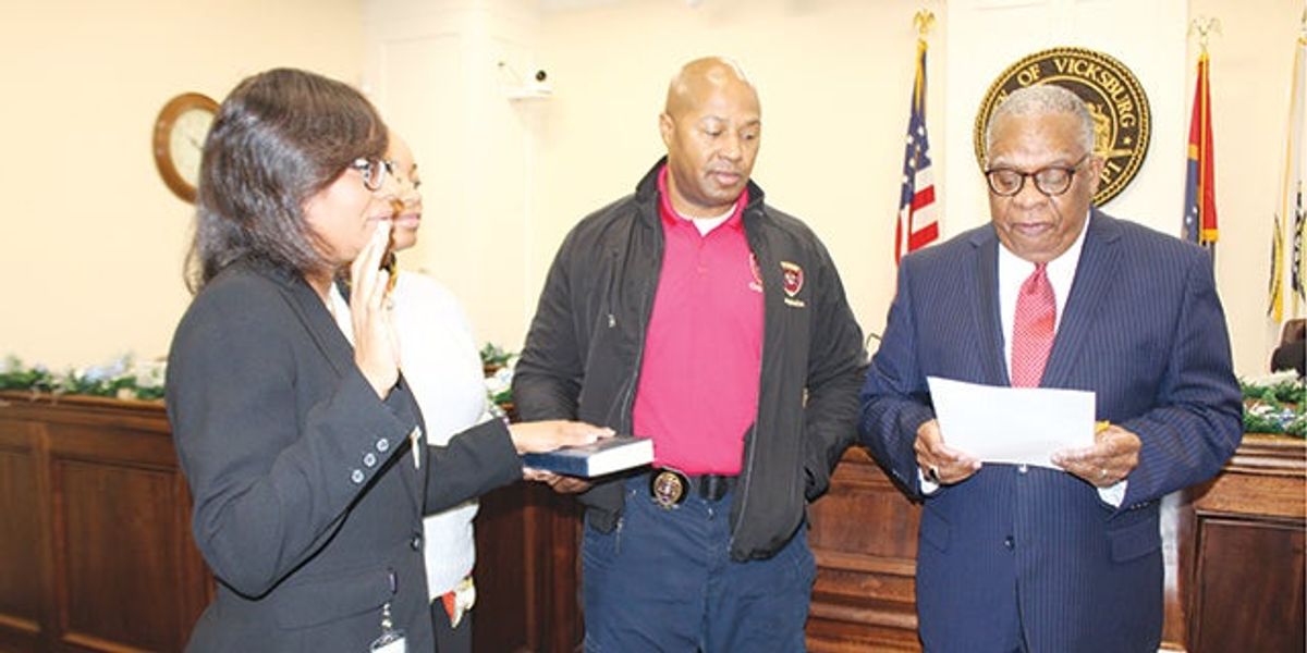 Nickson sworn in as city clerk