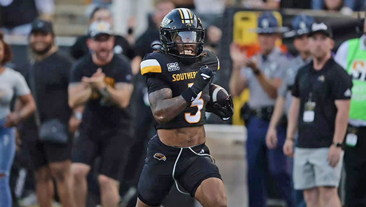 Southern Miss snaps nine-game conference losing streak