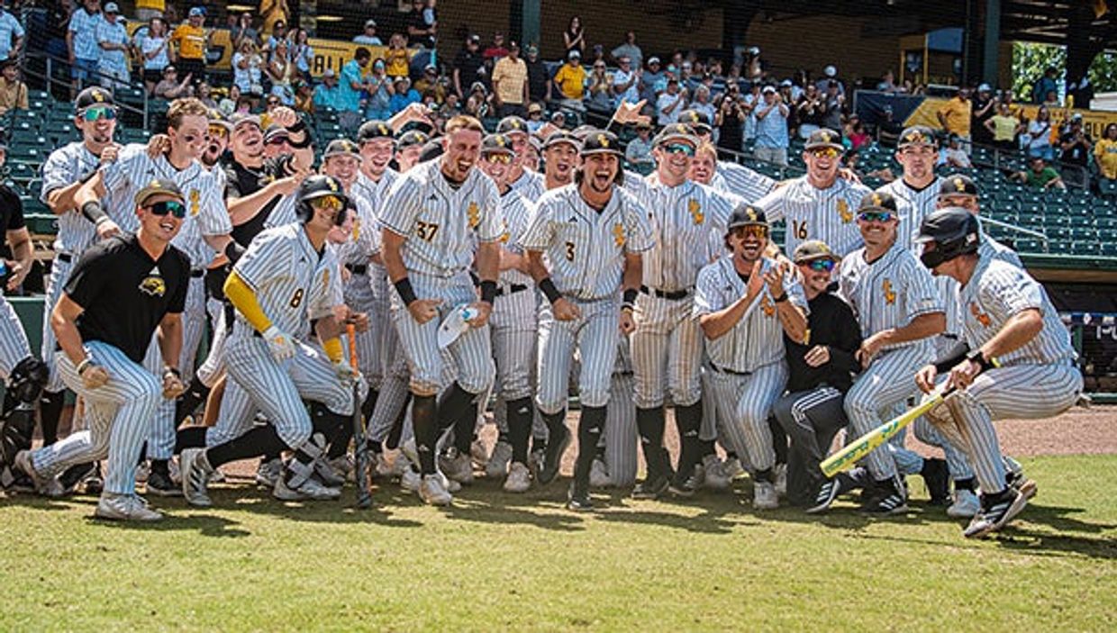Southern Miss sets school record with 16th straight win