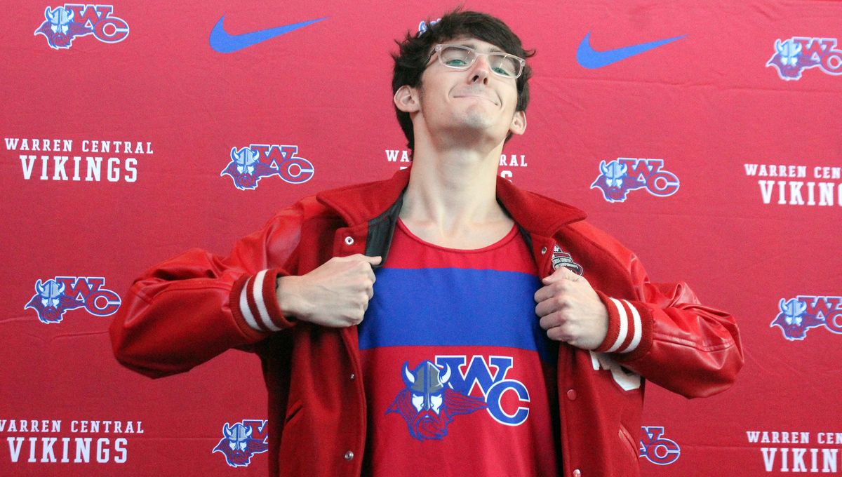 Warren Central's Will Bates signs to run at Meridian CC