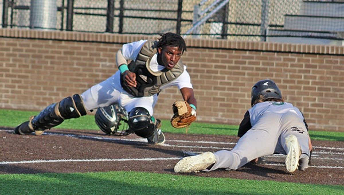 Lake Cormorant takes Game 1 from Vicksburg