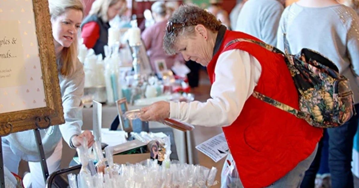 17th Annual Holly Days Arts and Crafts Show to be held Saturday, Dec.