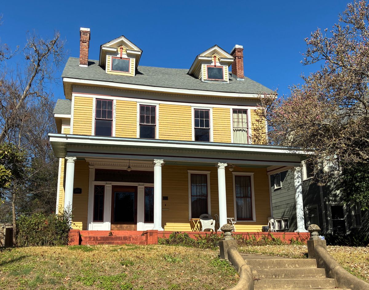 LOOKING BACK: 1335 Baum Street — A Baum Street beauty