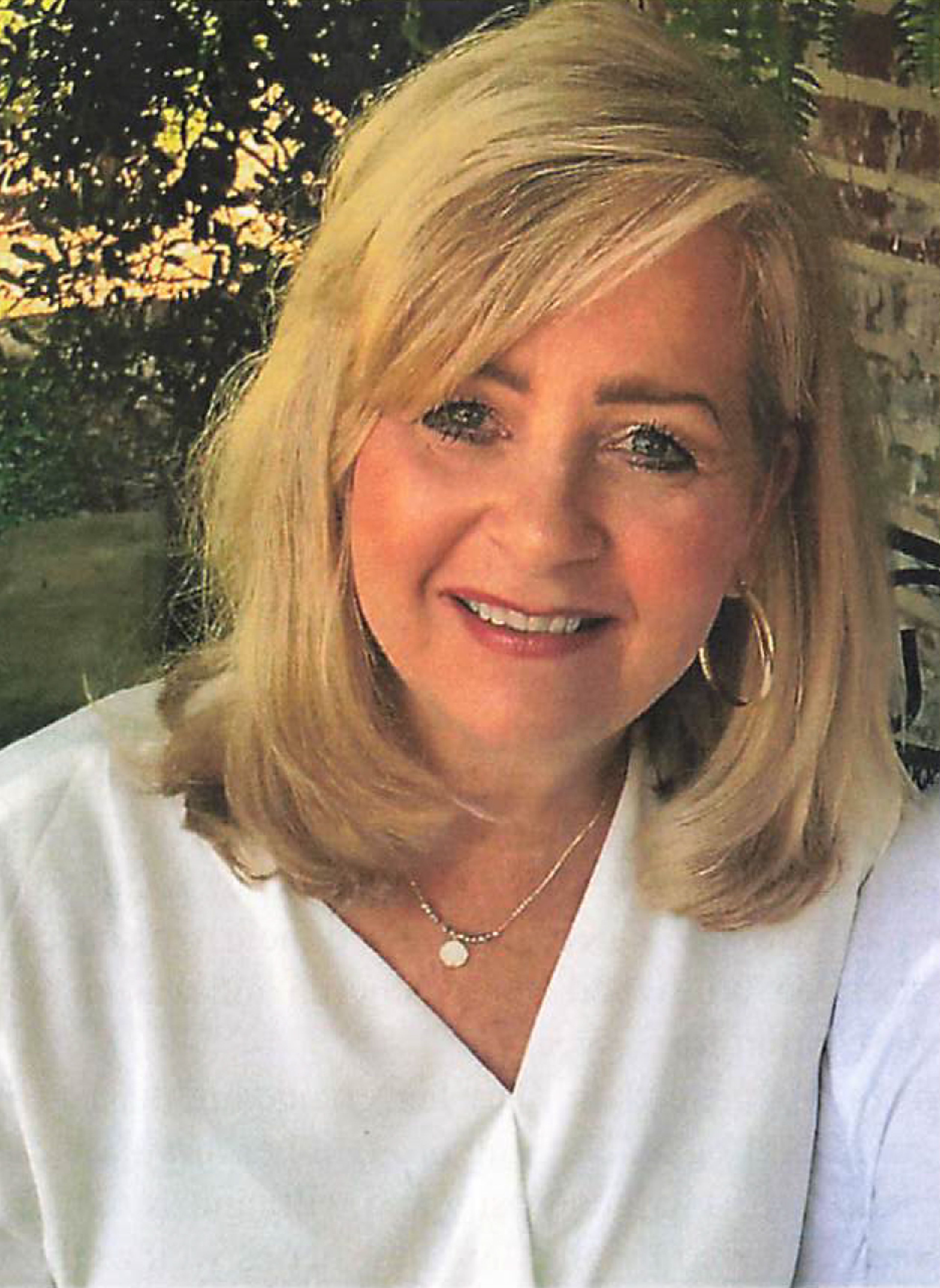 Kimberli (Kim) Gordon Yelverton