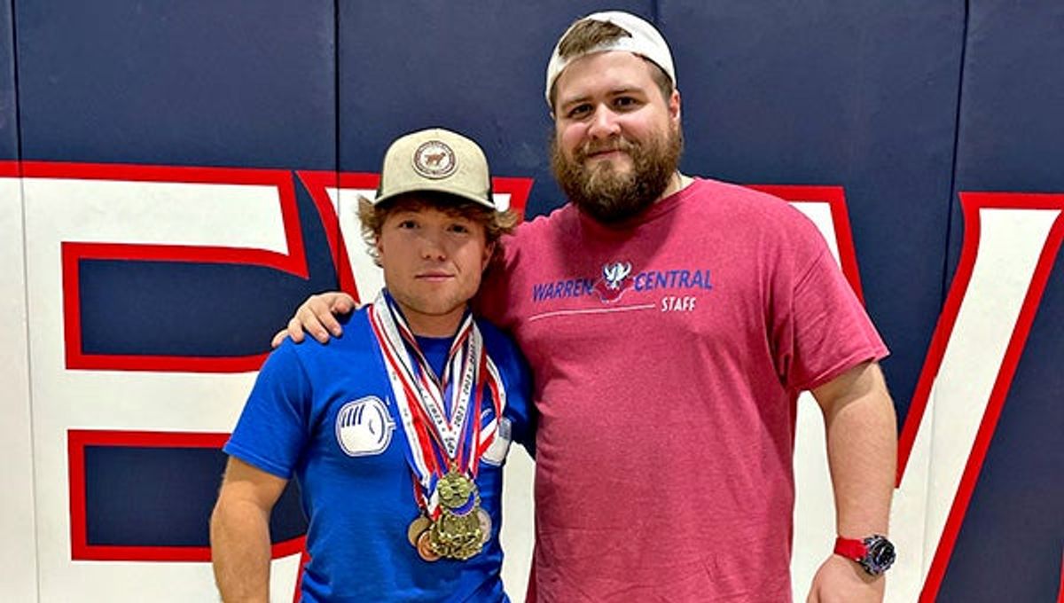 Warren Central's Lane Gordon wins Class 6A North State powerlifting ti...