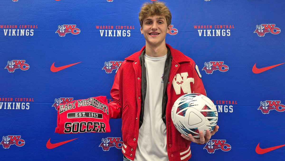 Warren Central's Luke Bond signs with East Mississippi socce...