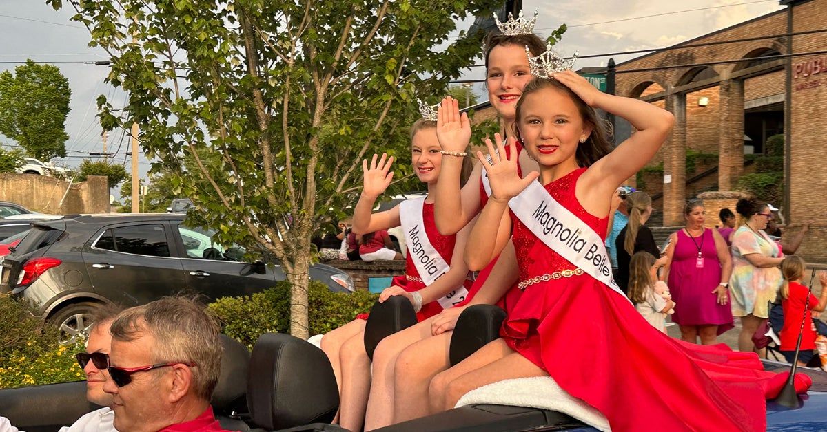 WATCH: Miss Mississippi Parade sparkles through downtown Vicksburg