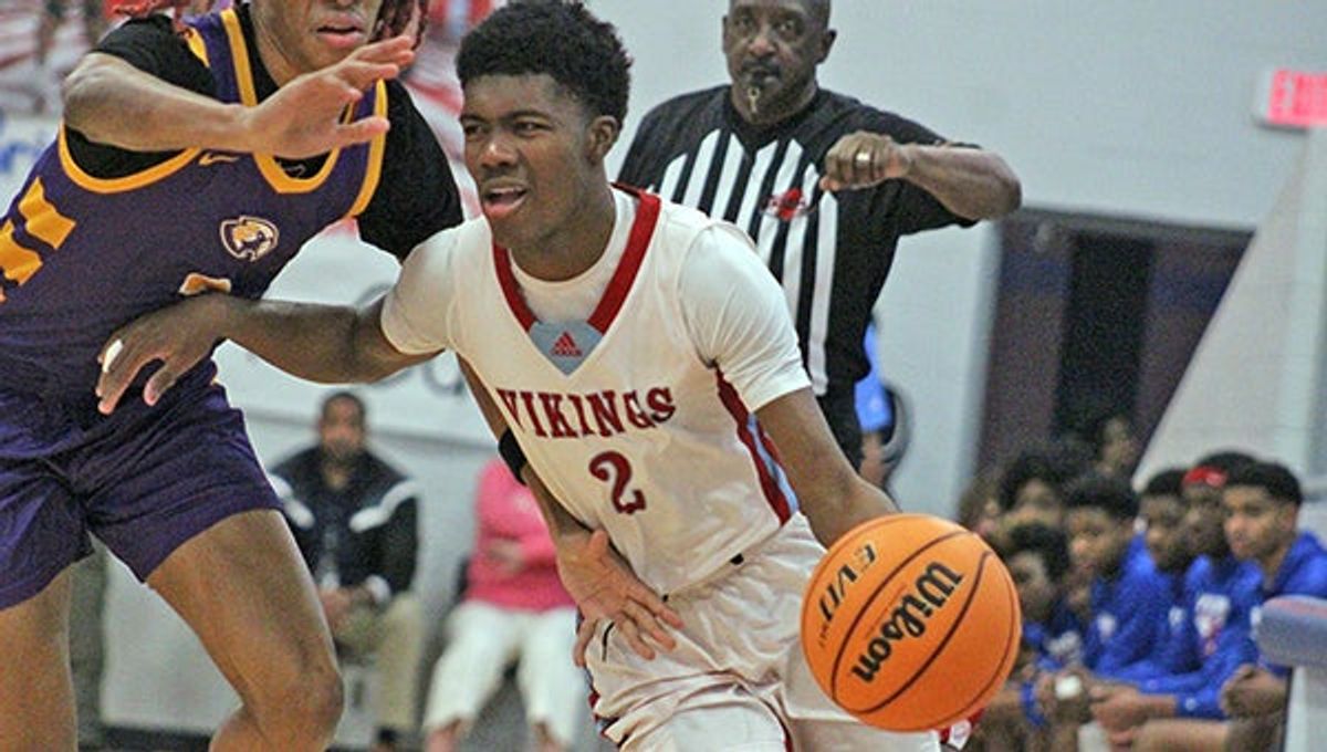 Warren Central goes on the road to play South Panola in Class 6A tourn...
