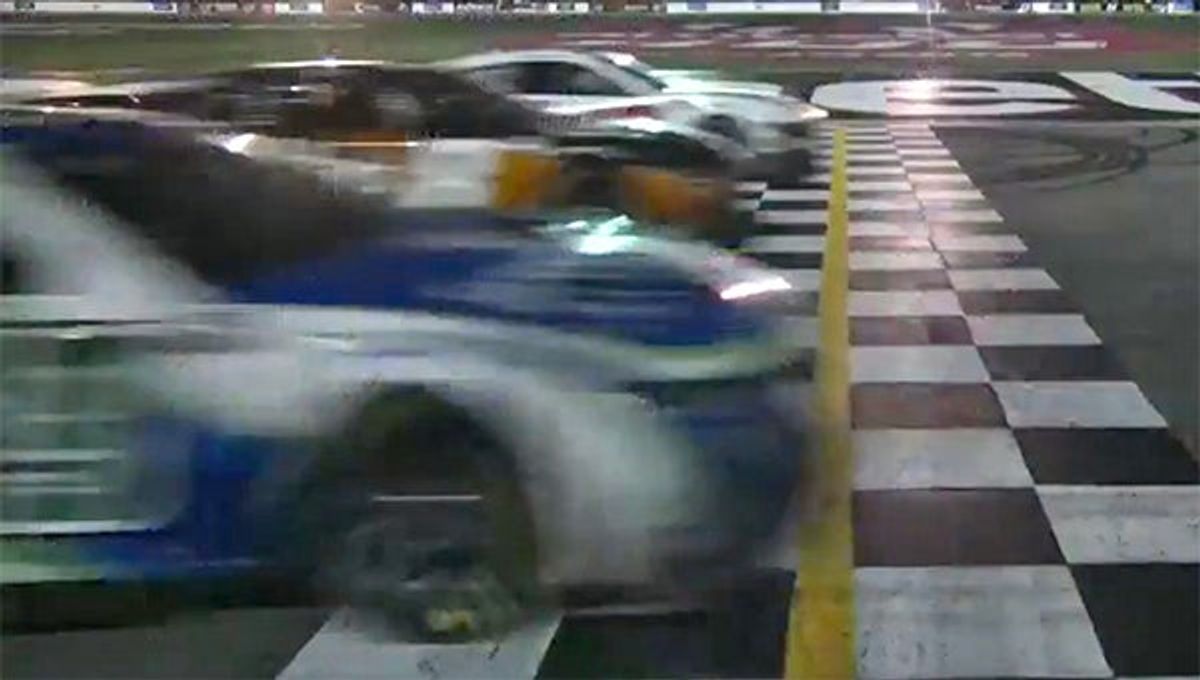 Suarez edges Busch, Blaney in three-wide photo finish at Atlanta Cup S...