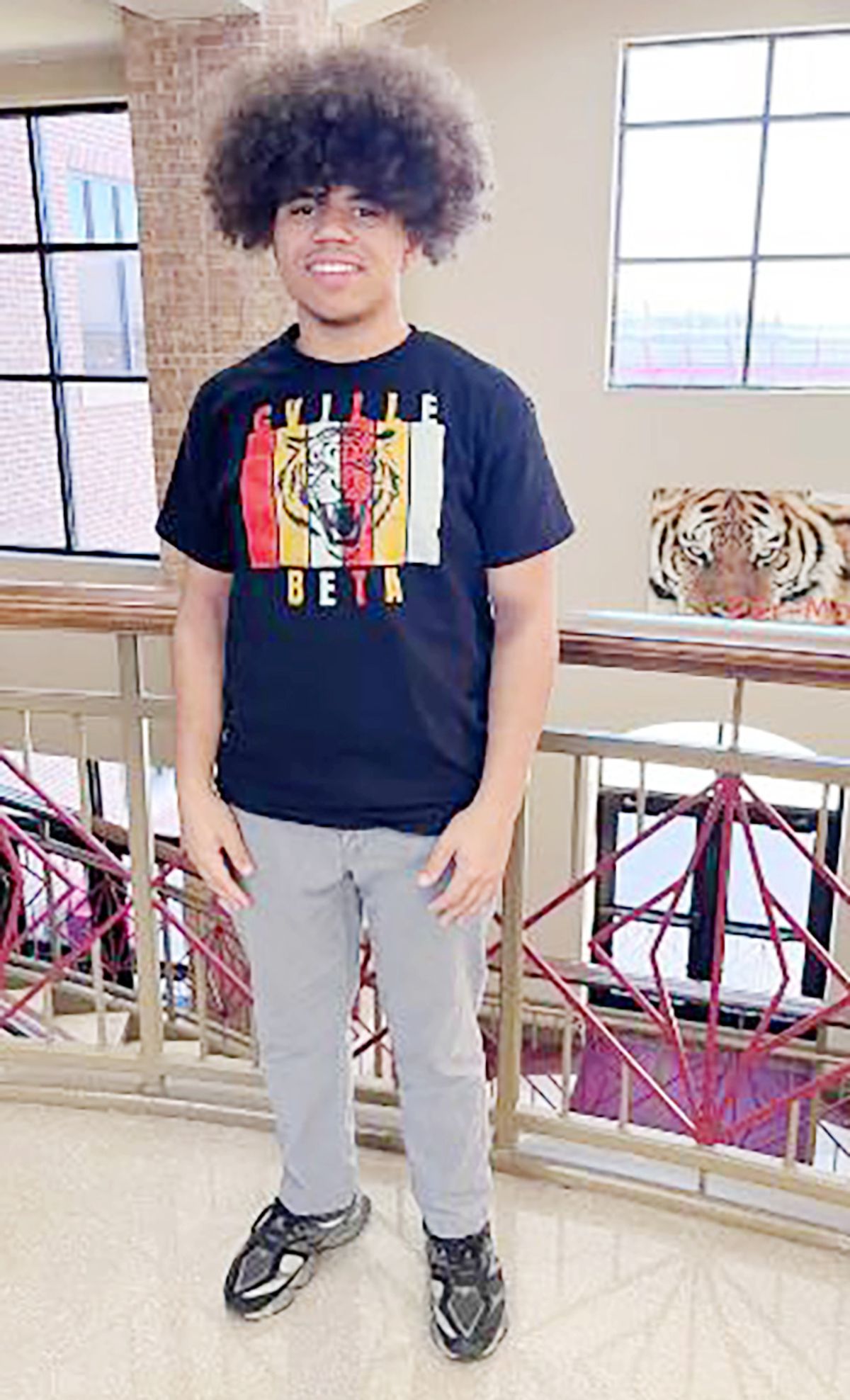 Sophomore Travion Carter named CHS student of the week