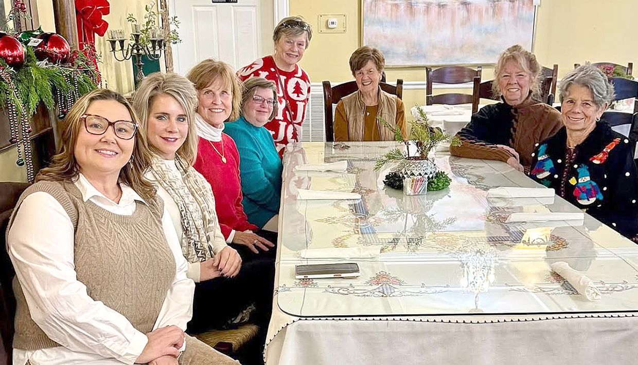 Heirloom vases make Dirty Santa game a heartfelt surprise for Helen Sc...