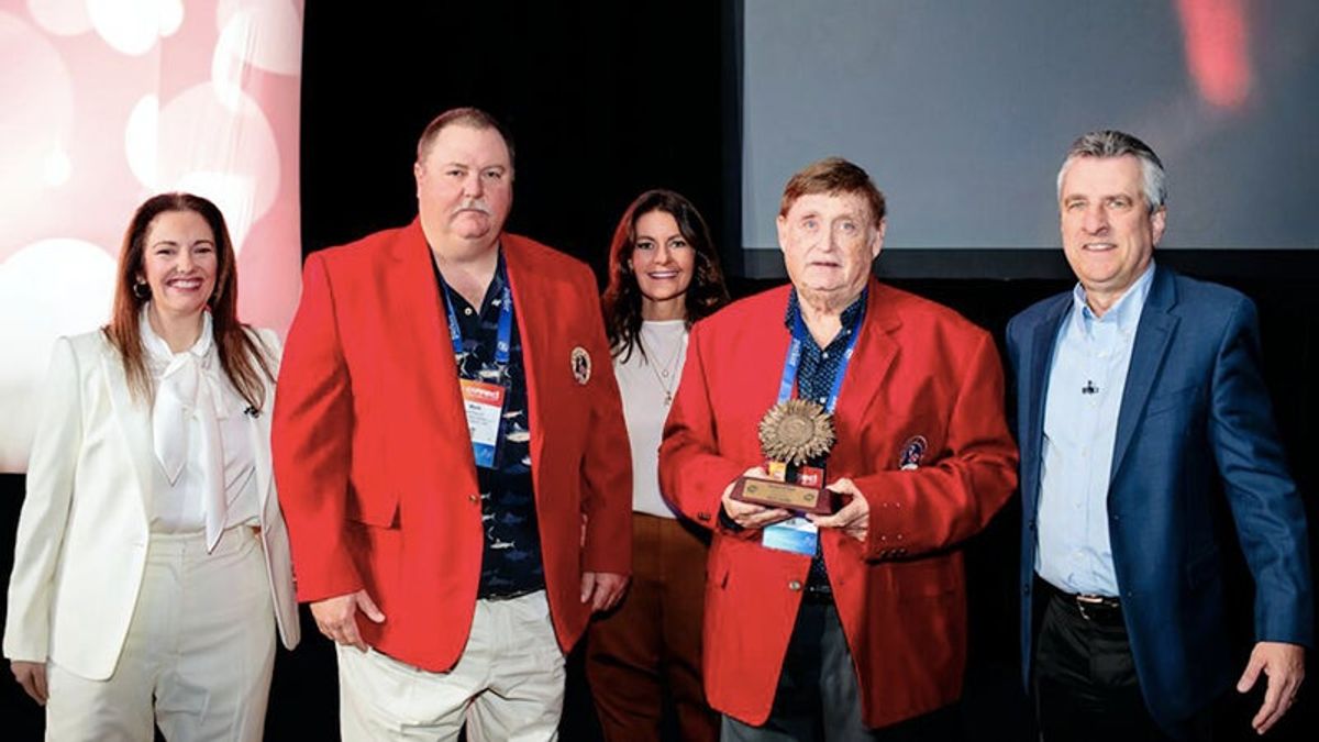Sandlin receives 2023 Beacon of Hope Award