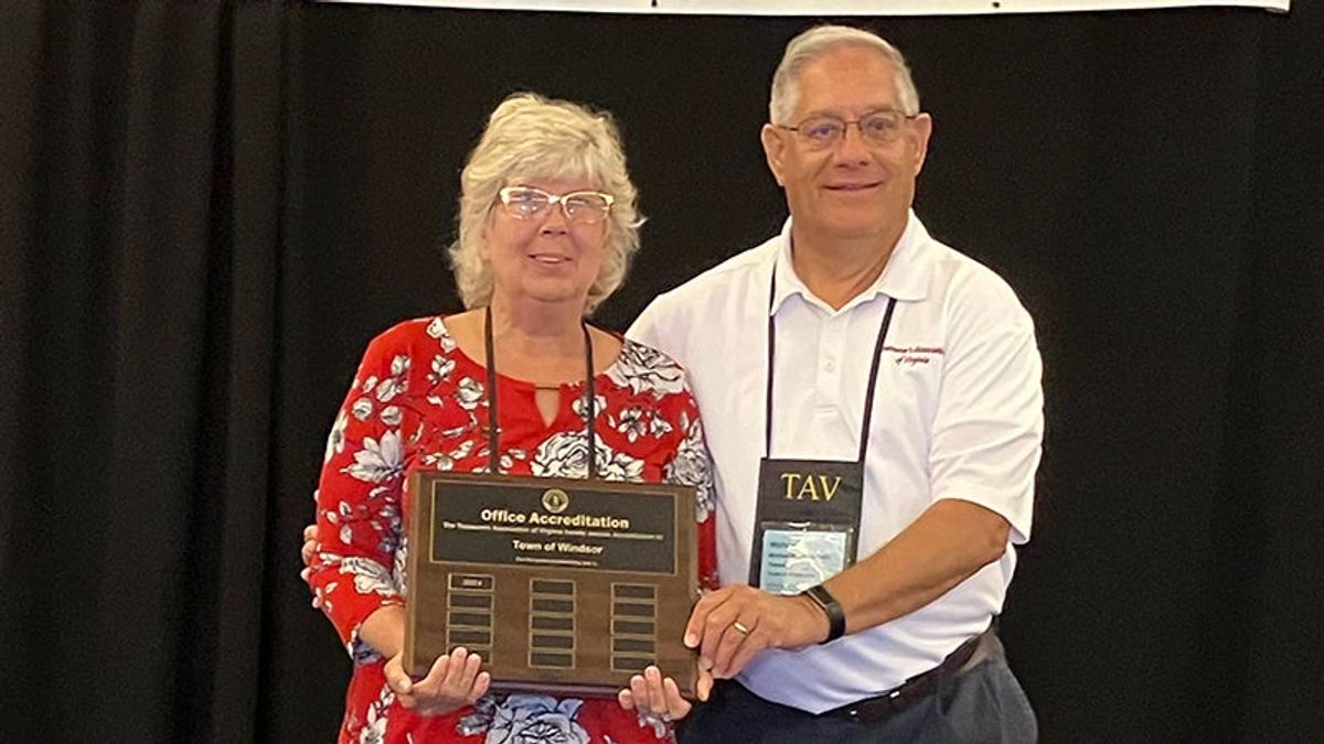 Windsor Treasurer's Office receives accreditation