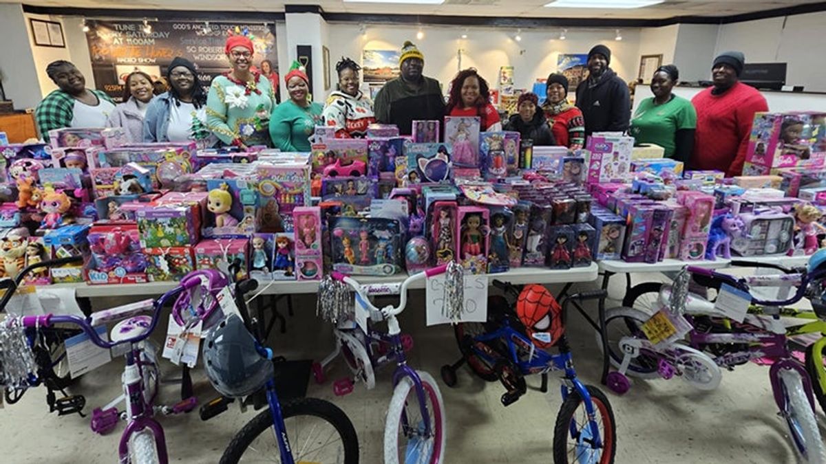Lots of Toys for Tots event 'a total success'