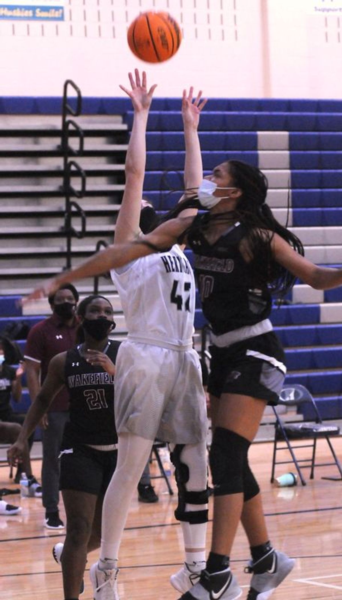 Lady Huskies sweep Wolverines for first time in 3 years