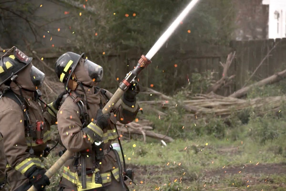 Crews battle pre-dawn Wake Forest house fire