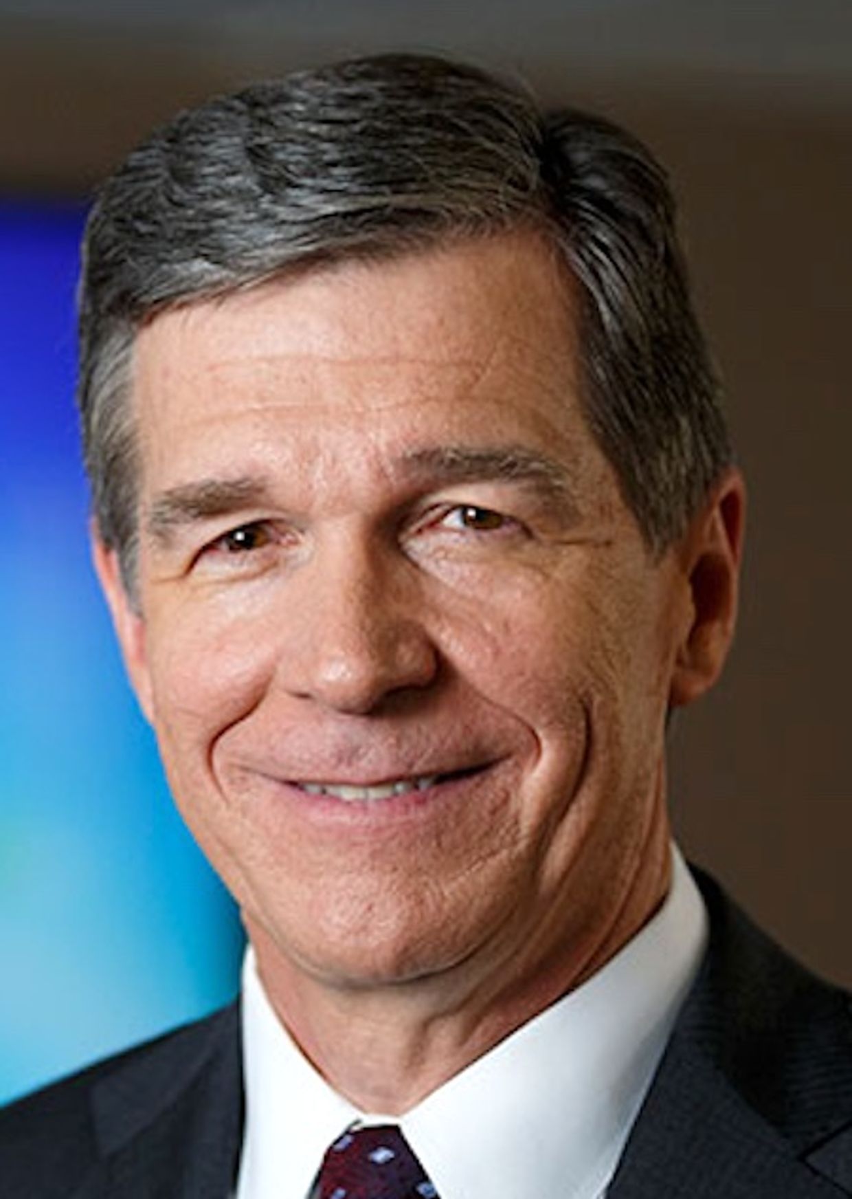 Roy Cooper Expands Lead Over Whatley in NC Senate Poll as Name Recogni...