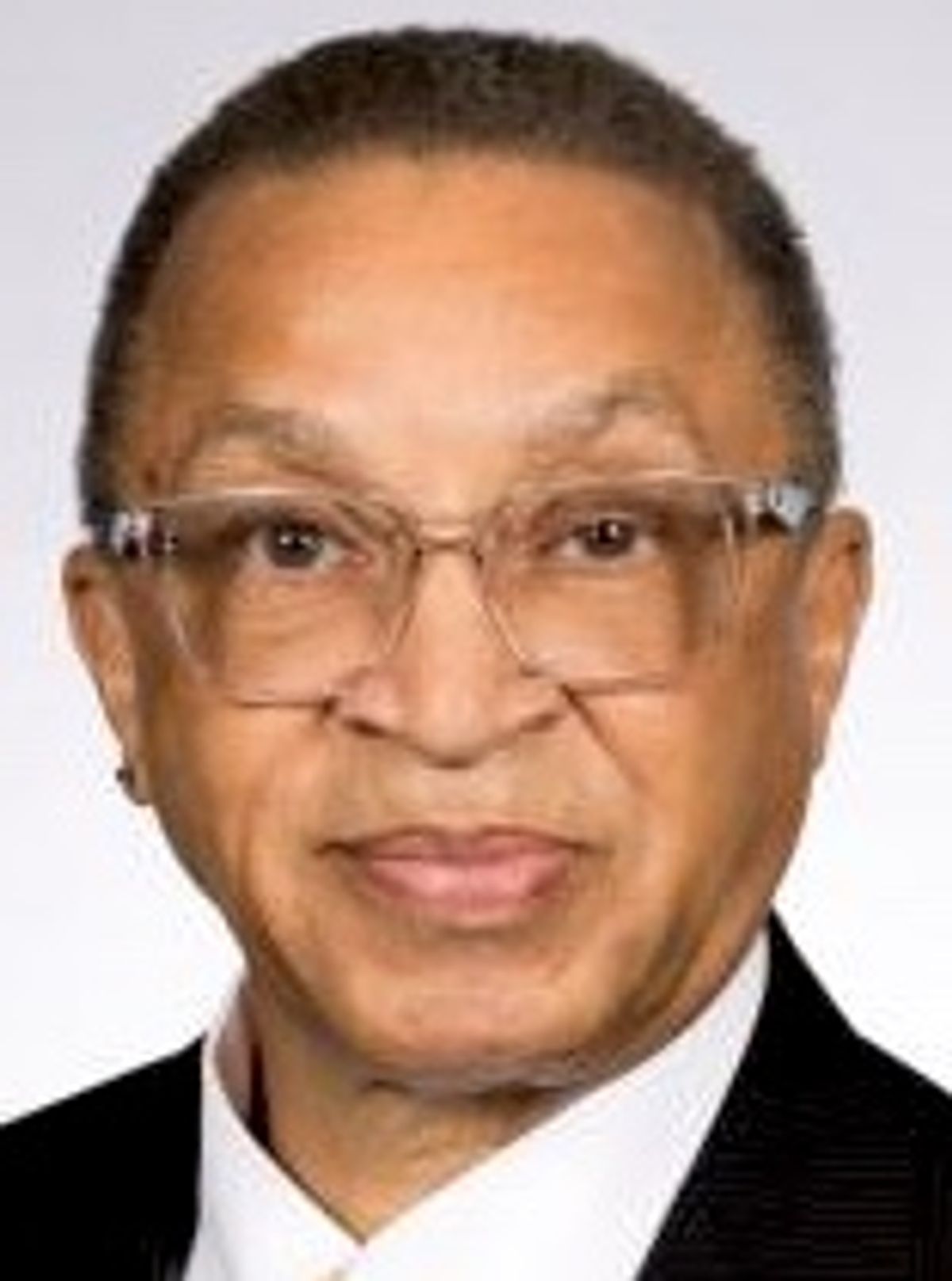 Zebulon mayor denies board wrongdoing in town hall