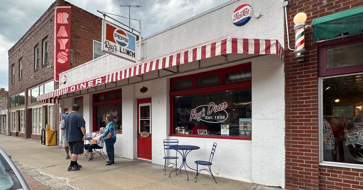 Grants Awarded to Four Excelsior Springs Businesses for Down...